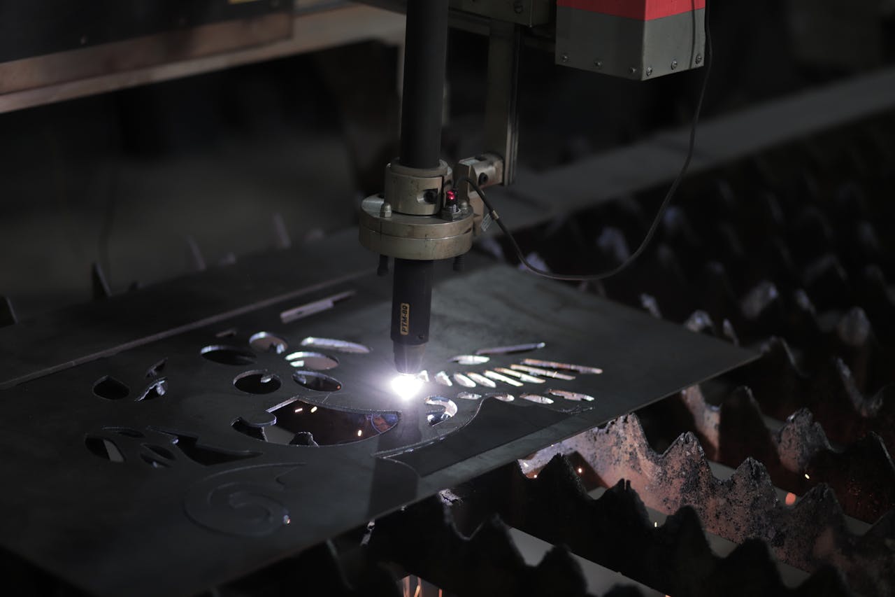 ¿Cuáles son las diferencias entre el corte láser y el CNC?